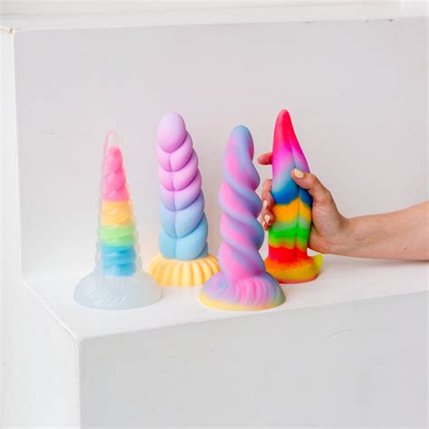 Uni Glow Rainbow Silicone Dildo — Bonjibon