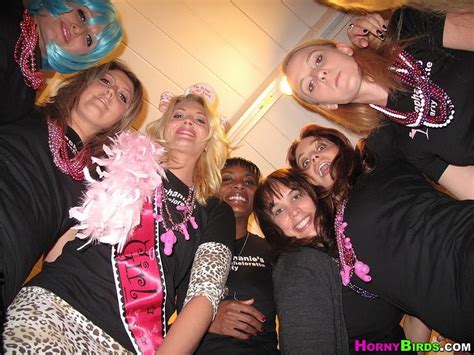 Amateurs Fondling And Sucking Cock At Cfnm Party Porn Pictures Xxx