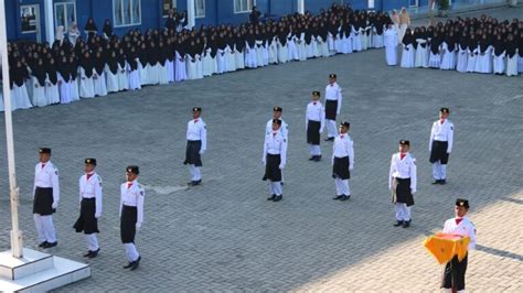 Pondok Pesantren Tahfizh Darul Quran Peringati Hari Santri Nasional