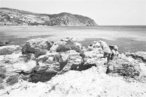 ギリシャのミコノス島の岩海とビーチ 写真背景 無料ダウンロードのための画像 Pngtree