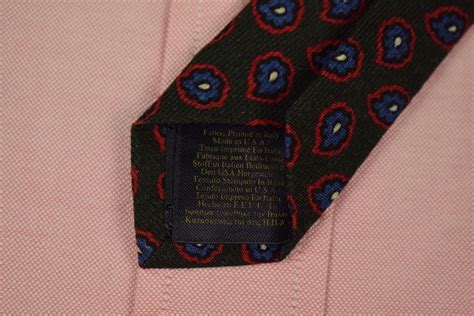Brooks Brothers Hunter Green Paisley Foulard Wool Challis Tie New