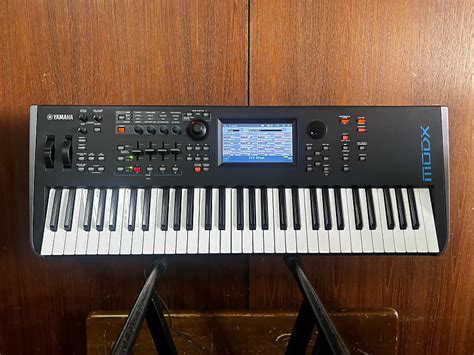 Yamaha Modx6 61 Semi Weighted Key Synthesizer W Bag Power Reverb