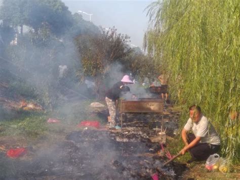 中元燒袱祭先人 薄酒淡茶寄相思 每日頭條