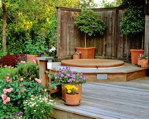 Hot Tub Deck Ideas 12 Timber And Composite Styles Gardeningetc