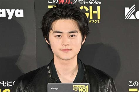 鈴鹿央士、筋トレにハマり人生初のダンベル購入 目指すはきんに君「人生で1回はそういう体に」 Encount 2