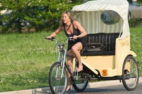 Jennifer Aniston Bounty Hunter Hot