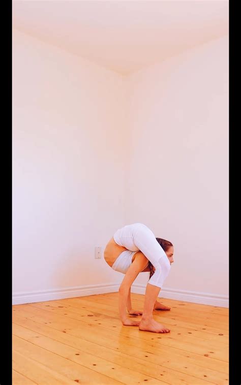 Anna Mcnulty Anna Mcnulty Hot Yoga Poses Contortion