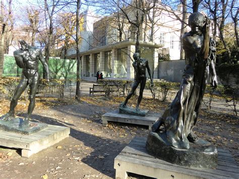 彫刻家になるには？仕事内容や求められる資質・能力などを紹介 逆引き大学辞典