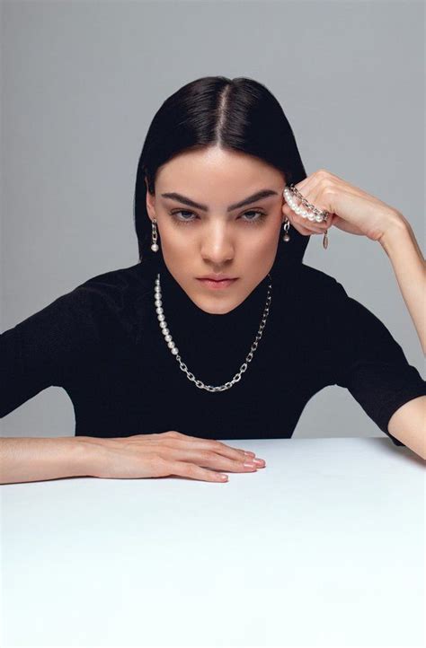 Joomi Lim Cheeky Earrings On Garmentory Jewelry Tattoo Link Earrings Pearls