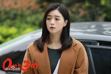蒋欣rulu在《欢乐颂2》樊胜美中的 万佳直播吧