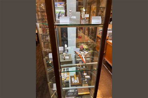 丸善 丸の内本店にてtimeandbouquetフェア開催中 Timeandbouquet