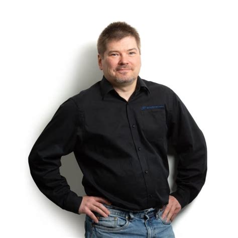 Yhteystiedot Ja Henkilöstö Isännöinti Vuorma Oy Oulu