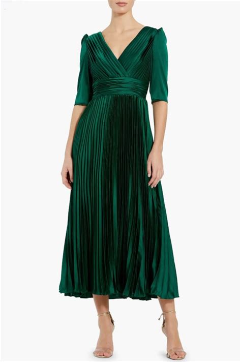 Holiday Party Cocktail Dresses That Light Up A Room Fabulous After 40