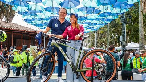 Alcalde De Manizales Rifará Una Bicicleta Para Que él Y Su Esposa