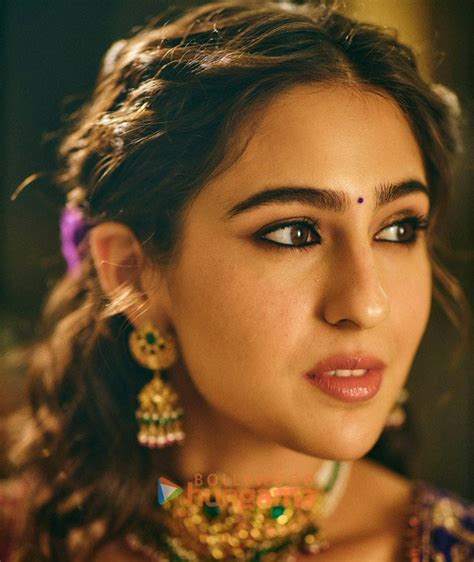 Sara Ali Khan Photos Images Hd Wallpapers Sara Ali Khan Hd Images