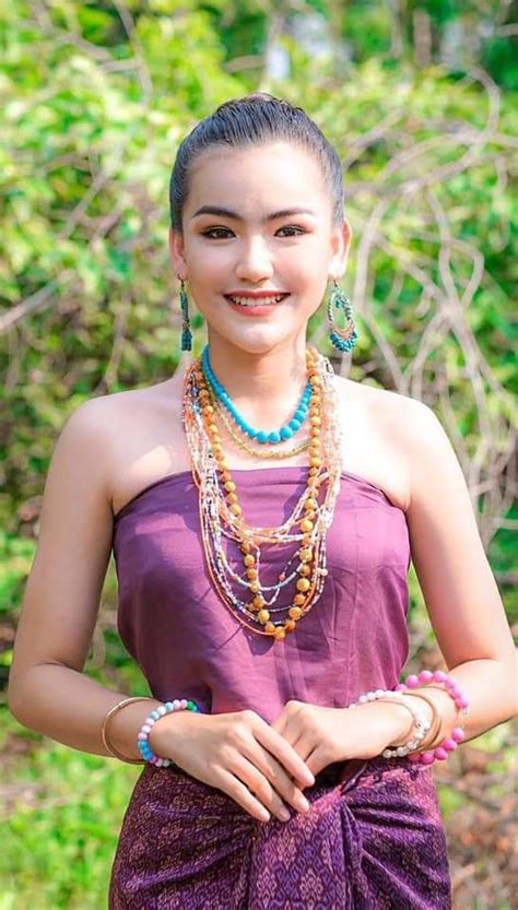 កញ្ញា ទ្រី ស្រីនិច អតីតfreshie Girlចំណាត់ថ្នាក់លេខ១ ជំនាន់ទី២០🏆 Khmer