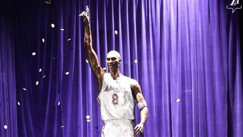 Source Sports Los Angeles Lakers Unveil First Of Three Kobe Bryant