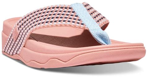 Fitflop Rubber Surfa Toe Thongs Sandal In Pink Lyst