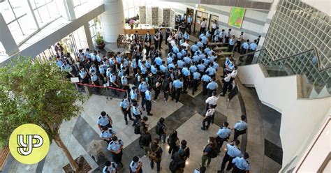 Hong Kong National Security Police Arrest Apple Daily Editor In Chief