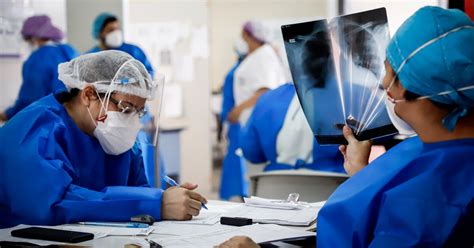 Covid 19 En Paraguay Ya No Quedan Camas De Terapia Intensiva Infobae