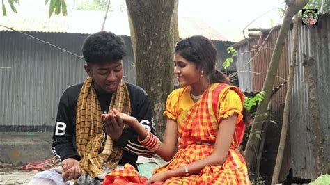 রোমান্টিক জুটি বিপ্লব ও শোভা। চমৎকার গান গাইলো বিপ্লব আর অভিনয় মাতালো