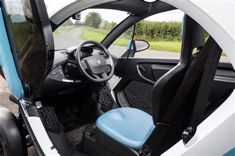 Renault Twizy Review 2021 Parkers