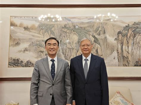 Ambassador Xu Feihong Met With Mr Lee Seong Ho Ambassador Of Rok To India