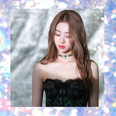 LE SSERAFIM TODAY on Twitter 2 2 LE SSERAFIM 르세라핌 HUHYUNJIN le
