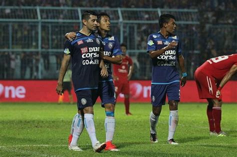 Netizen Dibuat Heboh Dengan Beredarnya Nama Pemain Arema FC Yang Bakal