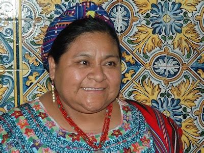 Ciberculturalia Rigoberta Menchú La Nieta De Los Mayas
