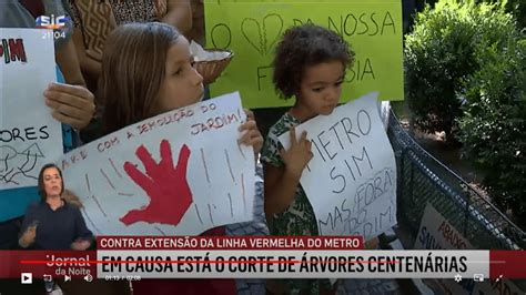 Jeunes et moins jeunes unissent leurs forces pour défendre le parc de
