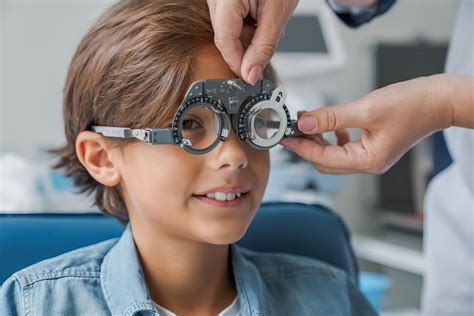Kontrola wzroku u dziecka 5 domowych sposobów Optyk Oko i Okulary