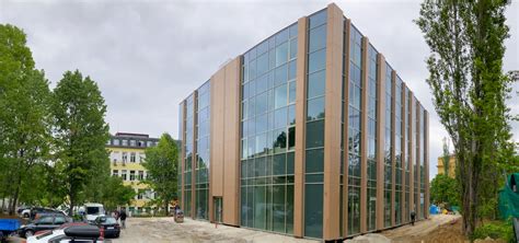 Сградата на Gate Gate