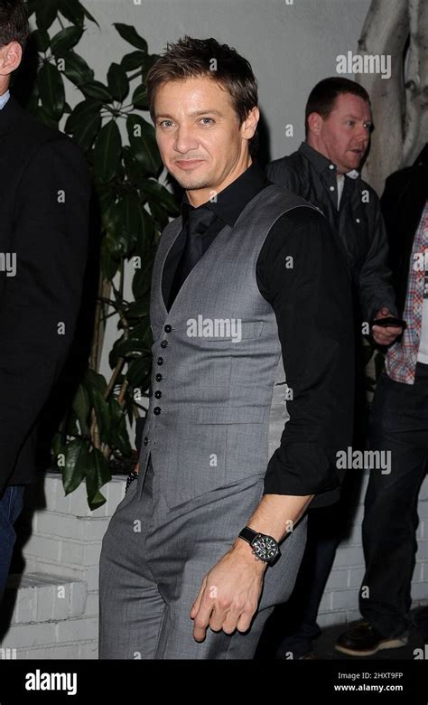Jeremy Renner Arriving At Ews 2011 Pre Screen Actors Guild Awards Party Held At Chateau Marmont