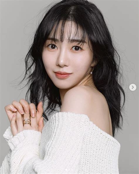 Heboh Jimin Aoa Dan Kwon Mina Dalam Pusara Bullying