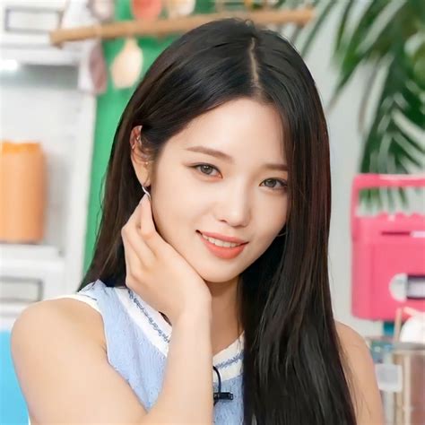 프로미스나인 청순섹시 멤버  Mlbpark