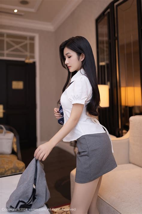 XiuRen秀人网 No 8910 谭小灵 丝袜美腿 微图坊