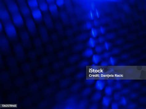 파란색 투명도 그라데이션 추상 배경입니다 추상적 인 어두운 파란색 빛나는 배경 커버 디자인 포스터 및 광고에 사용할 수 있습니다 진청색에 대한 스톡 사진 및 기타 이미지