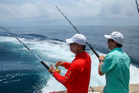 Jorge Sinibaldi Bicampeón Nacional En Liberación De Pez Vela Agencia Guatemalteca De Noticias