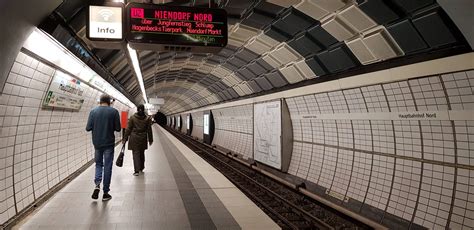 Hamburg Hochbahn Kämpft Mit Hohen Krankenständen Mopo