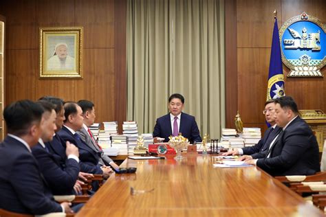 Монгол Улсын Ерөнхийлөгч У Хүрэлсүх УИХ ын сонгуульд суудал авсан нам эвслийн удирдлагыг хүлээн