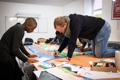 Ateliers Il Y A Beaucoup D Histoires Dans Ces Images Et Pourquoi Pas