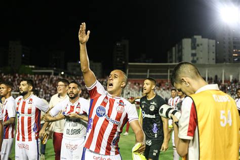 Matheus Carvalho projeta Náutico repetindo marca que não alcança há mais de anos Folha PE