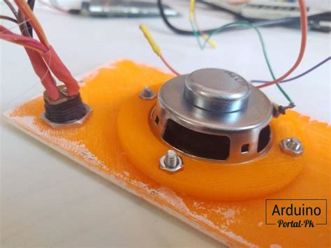 Фото часов плеера на Arduino с сенсорным дисплеем Nextion