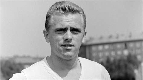 Nógrádi Emlékek Az éjjel Elhunyt Mészöly Kálmánról Gyászol A