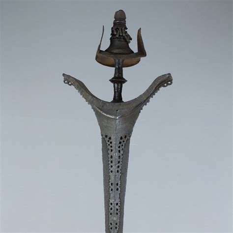 Rare 16 C Long And Heavy Rapier Style Sword South India Oriental Arms