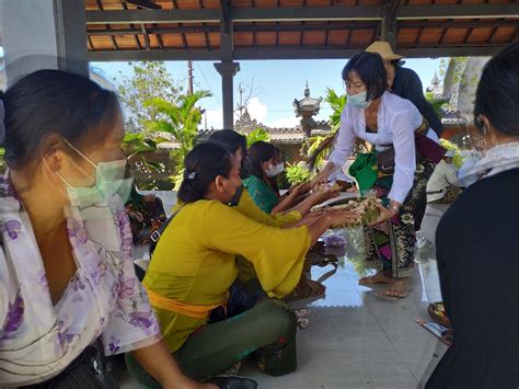 Umat Hindu Di Palu Gelar Upacara Melasti Secara Sederhana Dan Terbatas