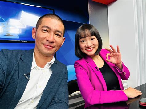 這位被政治耽誤的北一女哈佛學霸100芬小姐，立委選舉過後，聽說在脆脆上整個解放什麼都敢講啊？ 欸，她真的很多秘辛可以講，我們一起來敲碗幫100