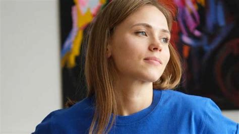 Анна Кошмал зізналась якою мовою розмовляє її 4 річний син Жіночий Журнал Trserial