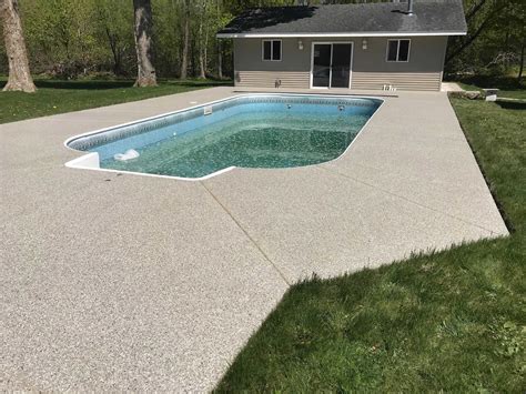 Adding A Polyurea Concrete Coating To An Outdoor Pool Ccs